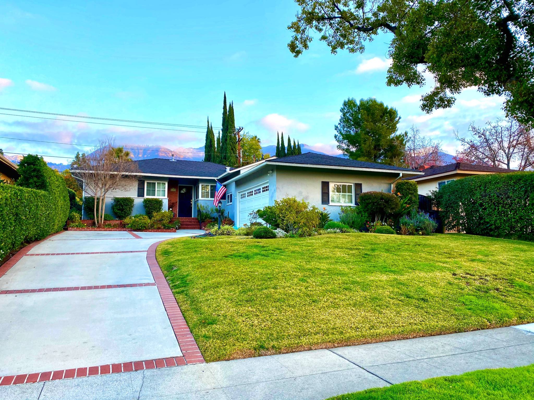 Upper Hastings Ranch - Glendale DIGGS | 818.396.7588